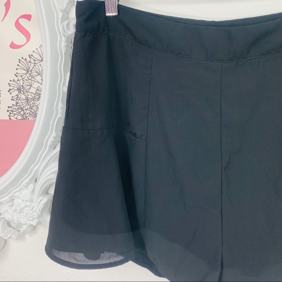 Cotton On | Shorts | Cotton On Black Flowy Shorts | Poshmark